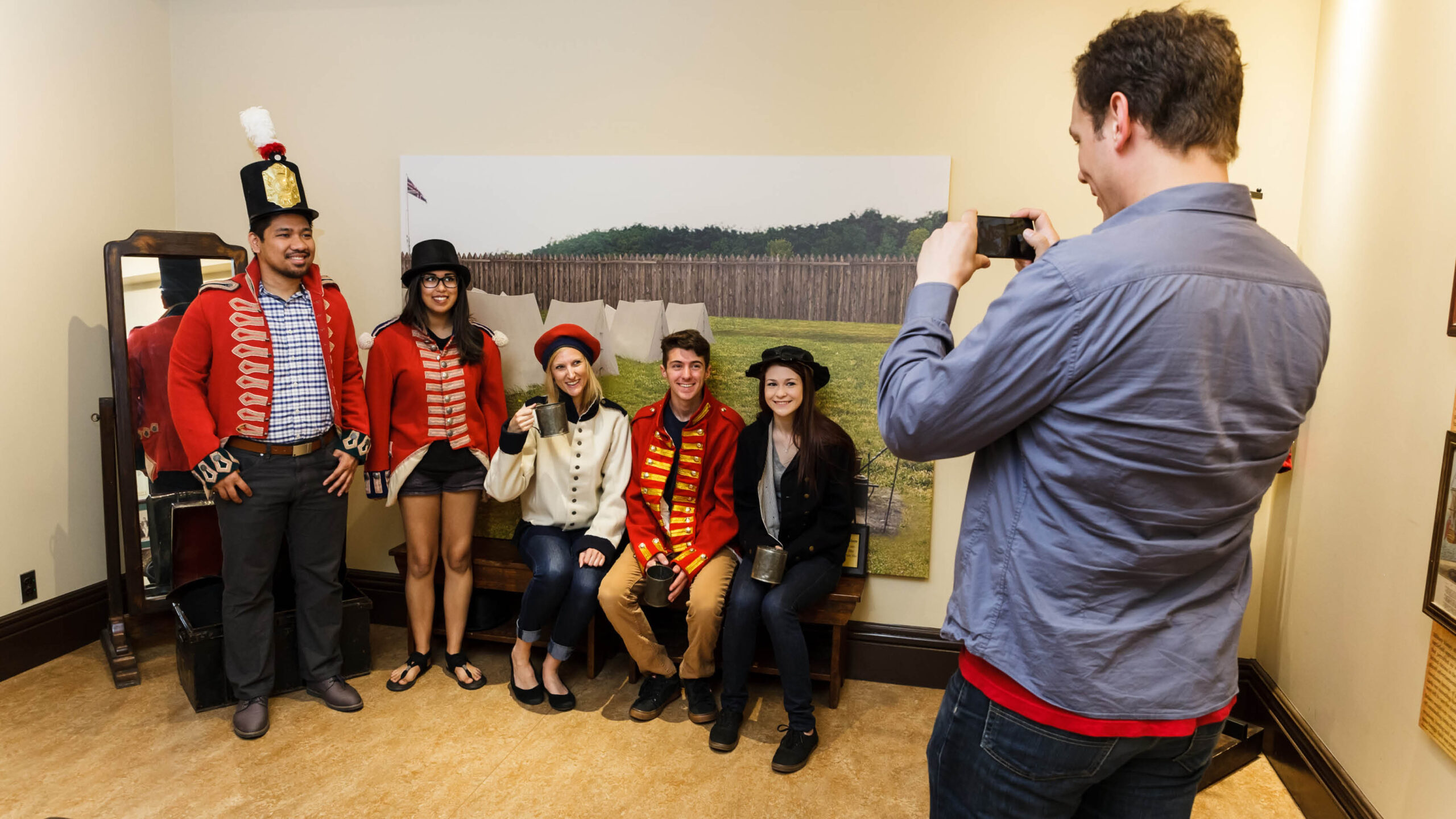 Family Day at The Hamilton Military Museum – Hamilton Civic Museums